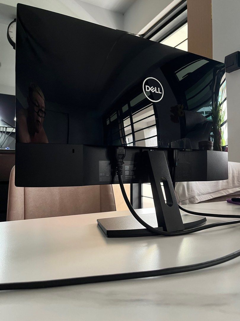 DELL SE2419HR 24" inch FHD Display Monitor 1x HDMI Port 1x VGA Port ...