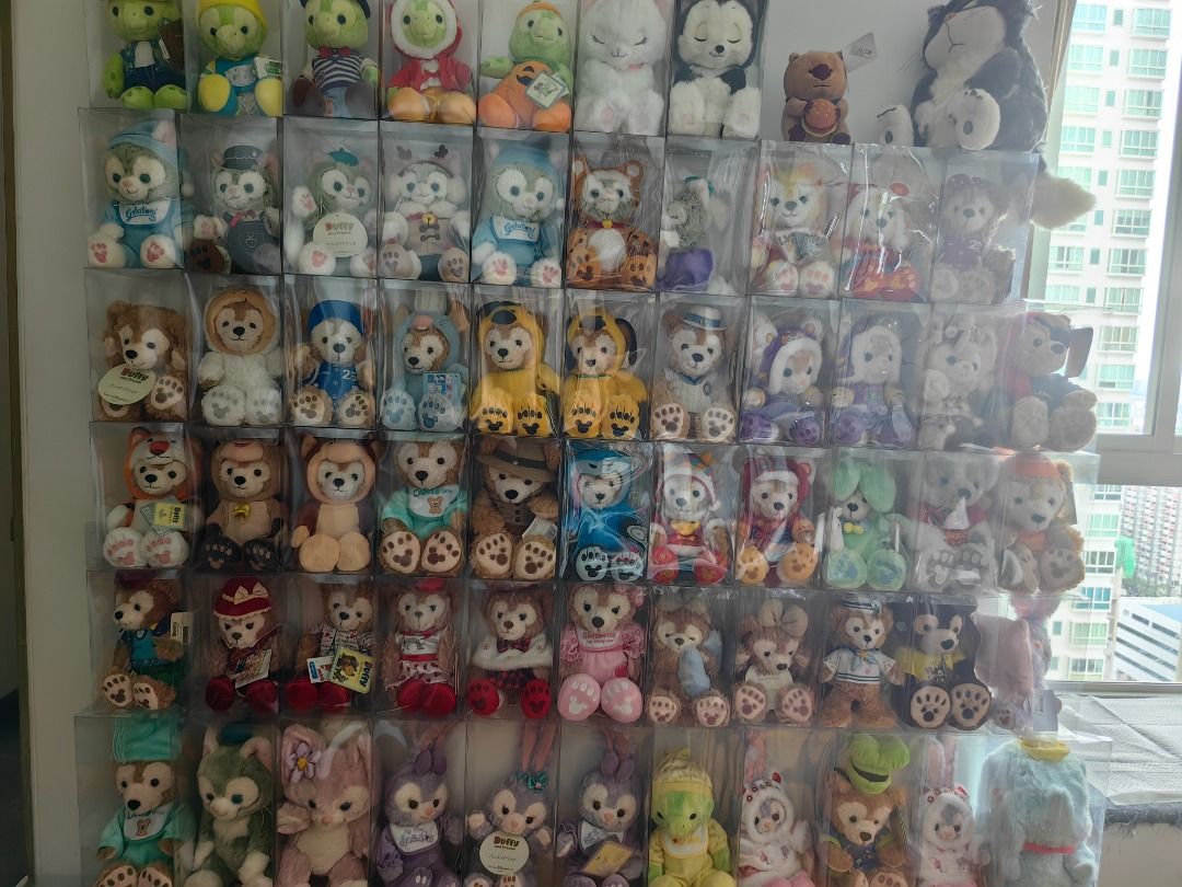 Disney Duffy and Friends all letting go, Hobbies & Toys, Memorabilia ...