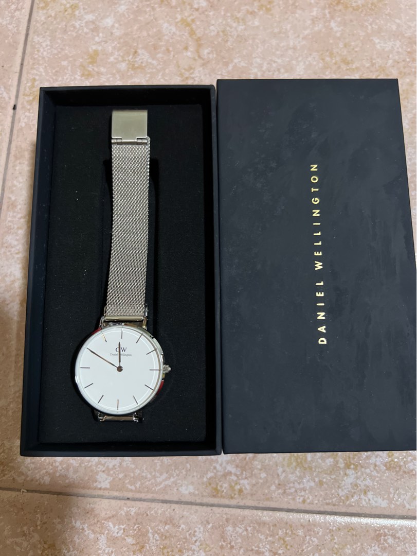 DW Daniel Wellington Watch, Women's Fashion, Watches & Accessories ...