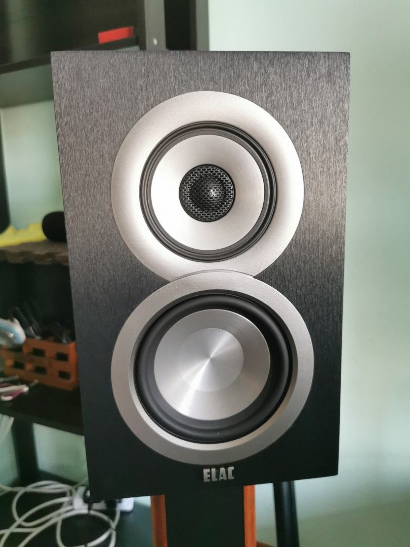 Elac 2x Uni-Fi UB5 and UC5 bookshelf and center speaker, Audio ...