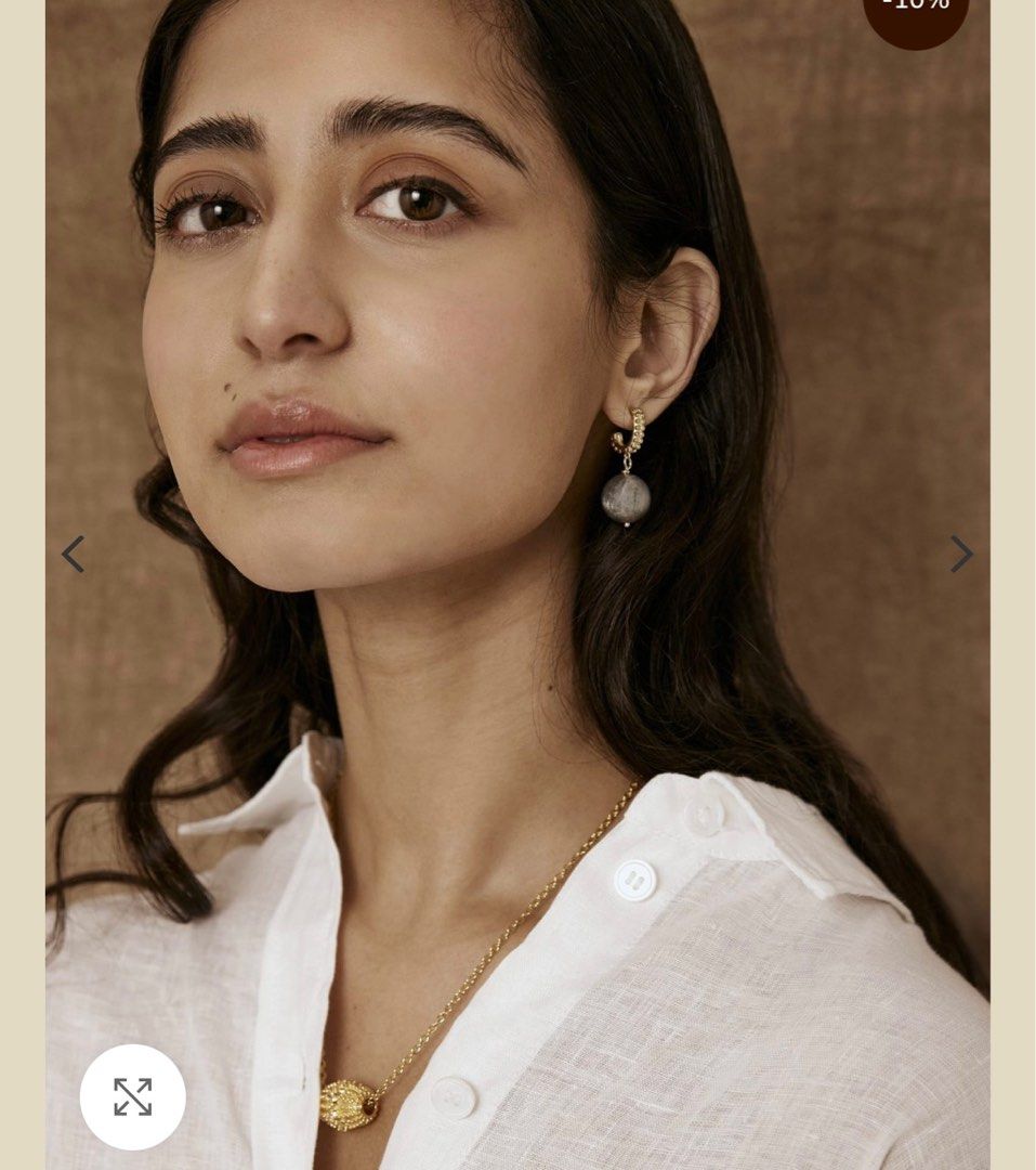 Female Model for Jewellery brand, Bulletin Board, Looking For on Carousell