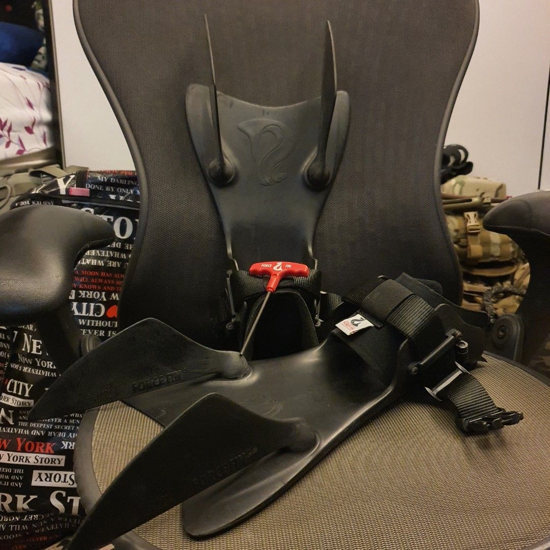 FORCE FIN RIP FORCE FIN WITH BAT WING - MEDIUM SIZE, Sports Equipment ...