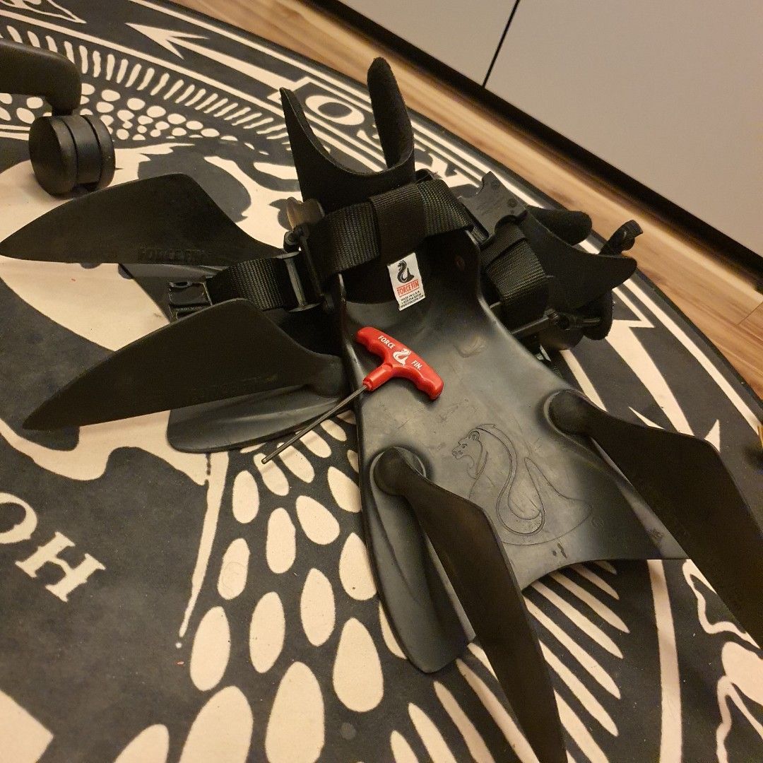 FORCE FIN RIP FORCE FIN WITH BAT WING - MEDIUM SIZE, Sports Equipment ...
