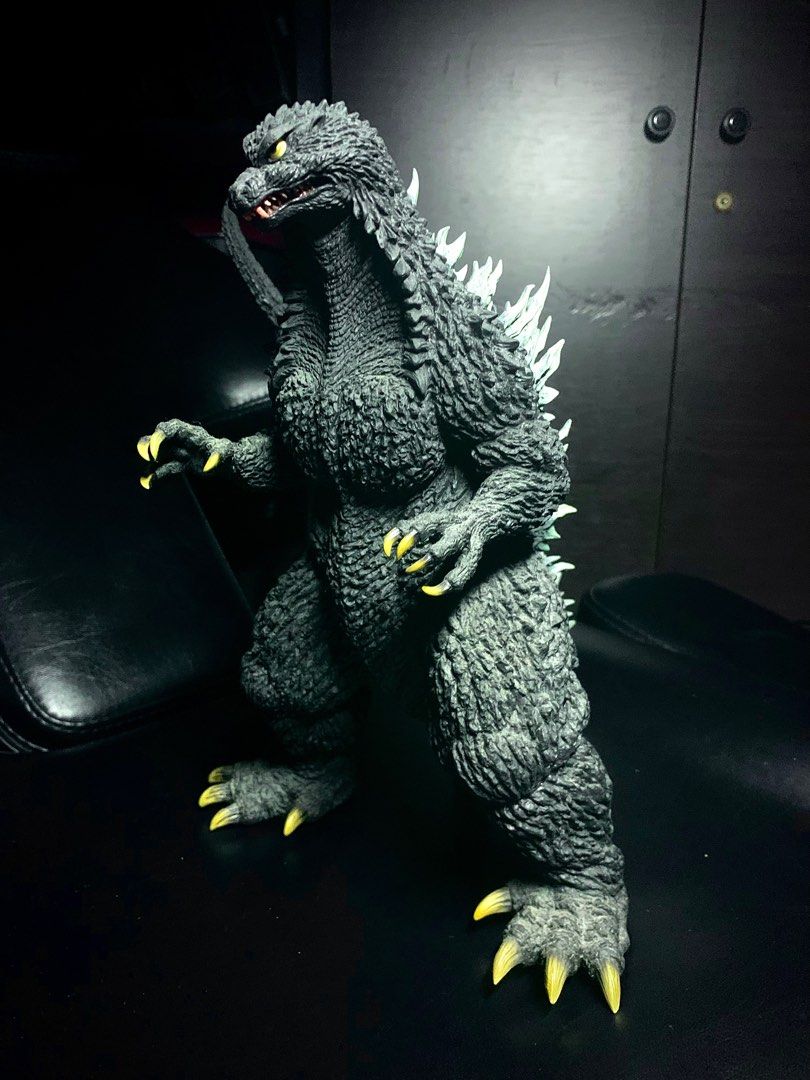 Godzilla 2002 Xplus, Hobbies & Toys, Toys & Games on Carousell