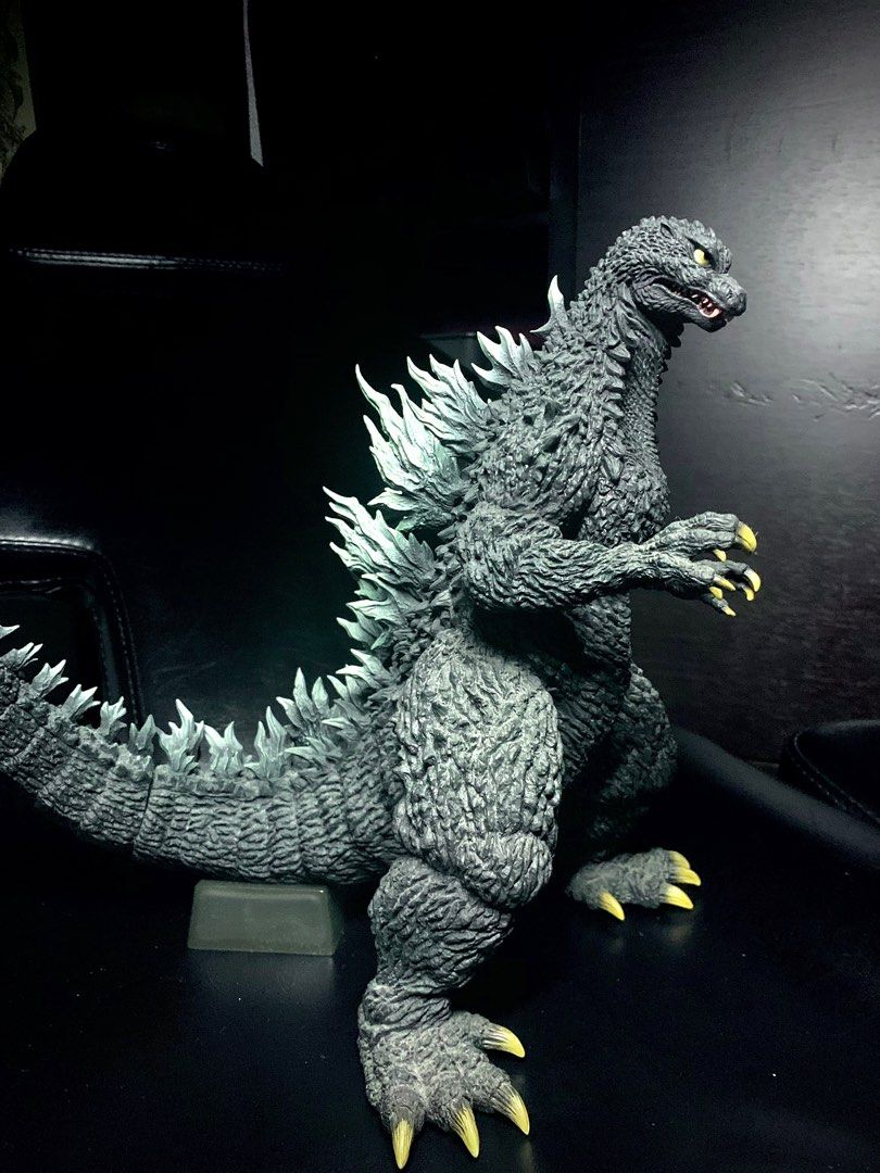 Godzilla 2002 Xplus, Hobbies & Toys, Toys & Games on Carousell