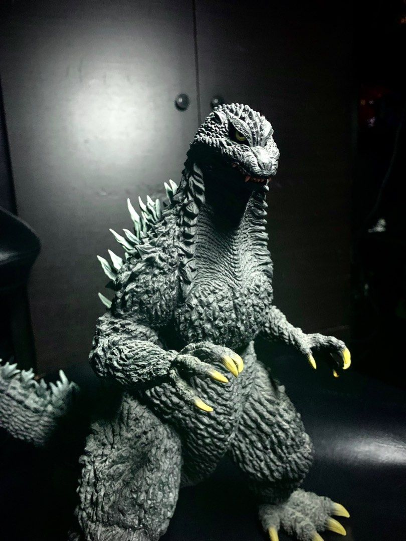 Godzilla 2002 Xplus, Hobbies & Toys, Toys & Games on Carousell