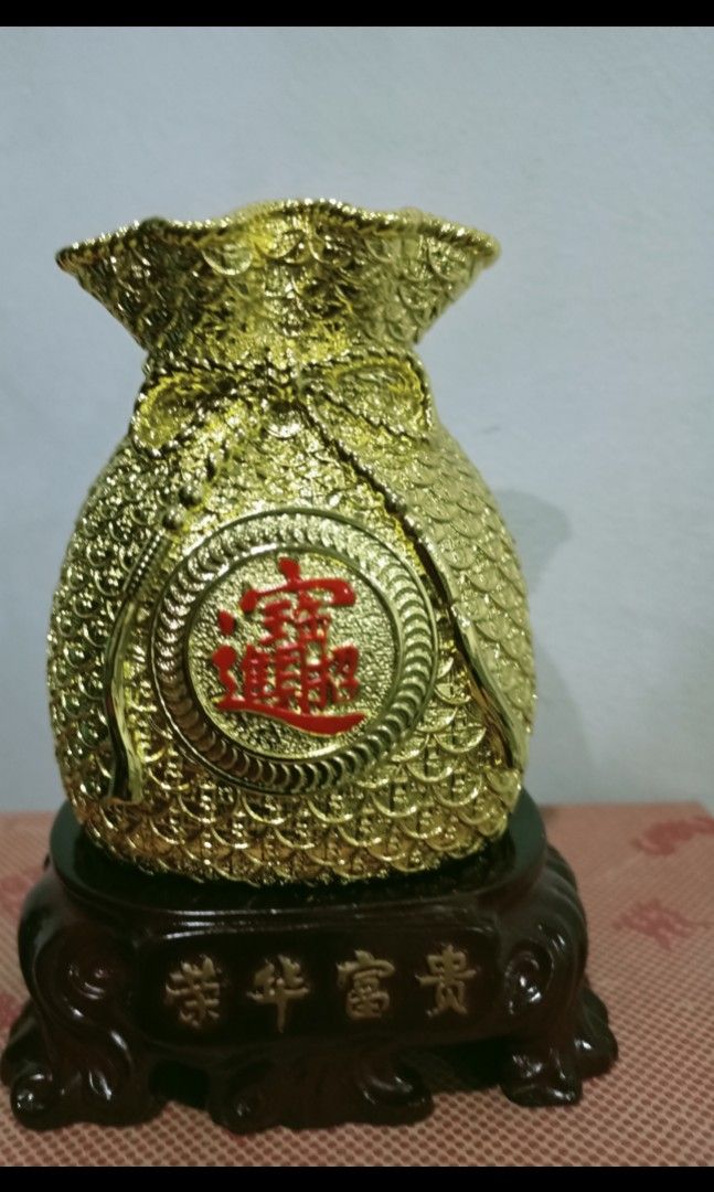 Golden Money Bag With Base, Hobbies & Toys, Memorabilia & Collectibles ...