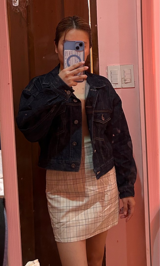 GU BY UNIQLO CROPPED DENIM JACKET on Carousell