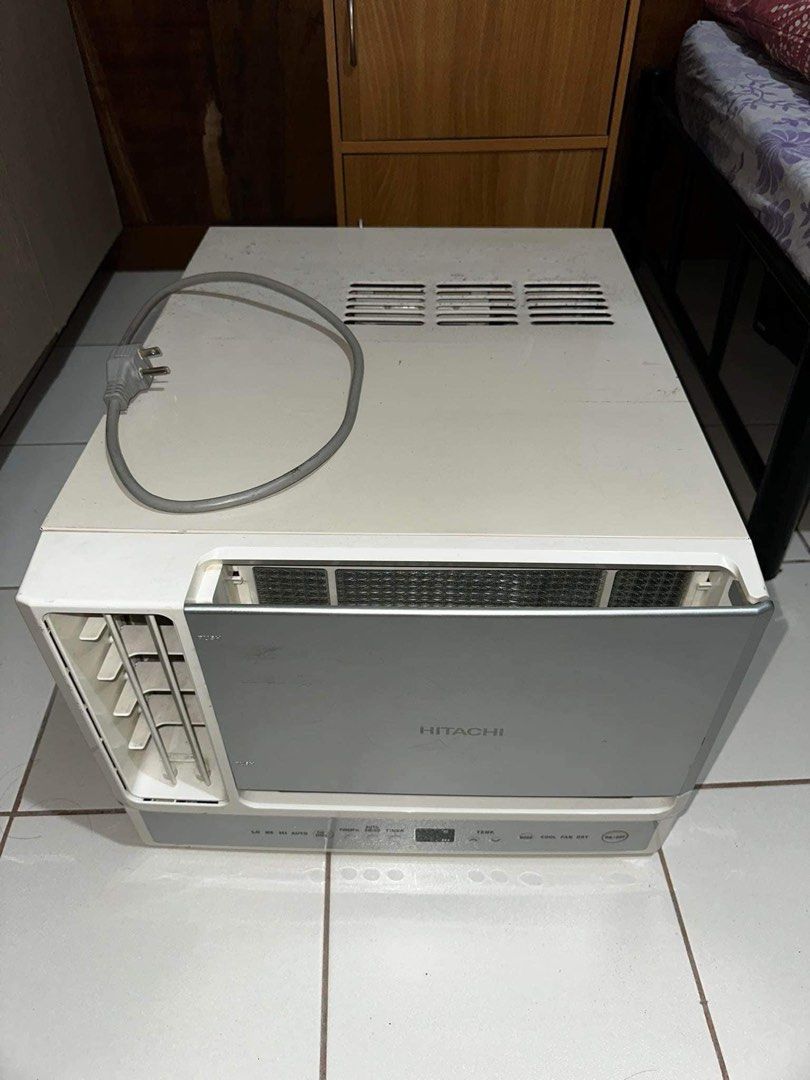 HITACHI INVERTER WINDOW TYPE, TV & Home Appliances, Air Conditioning ...