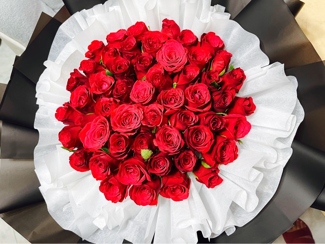 Huamama Roses | $188 | Flower Bouquet | 鲜花｜礼物｜花束｜每日配送｜Huamama ...