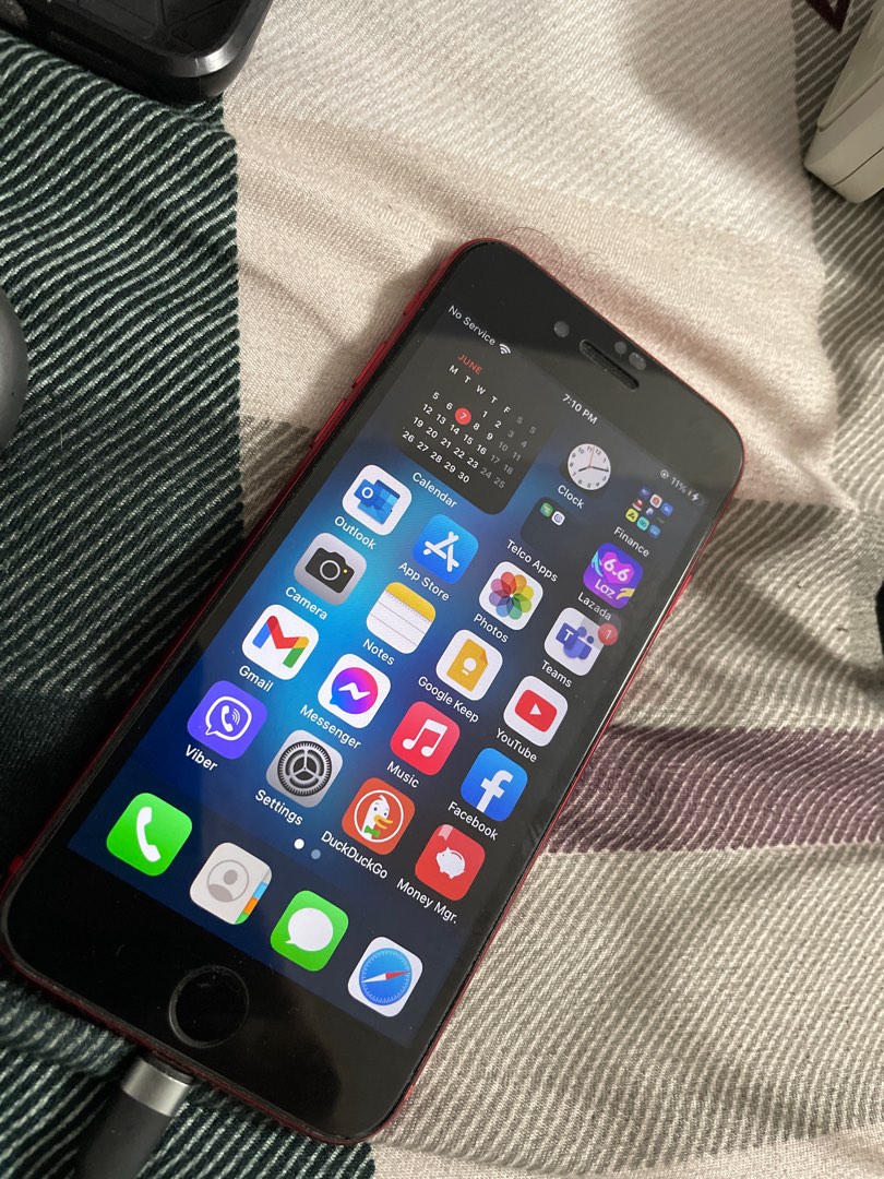 iPhone SE 2020, Product Red 64GB, Mobile Phones & Gadgets, Mobile ...