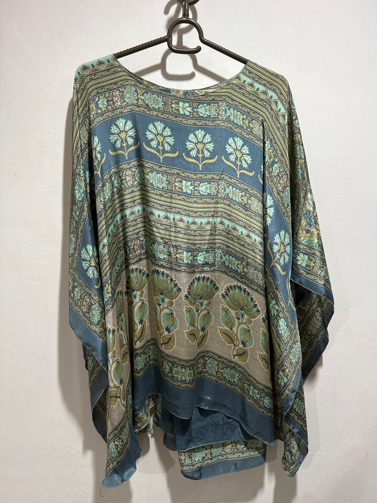 Kaftan kurung, Women's Fashion, Dresses & Sets, Traditional & Ethnic ...