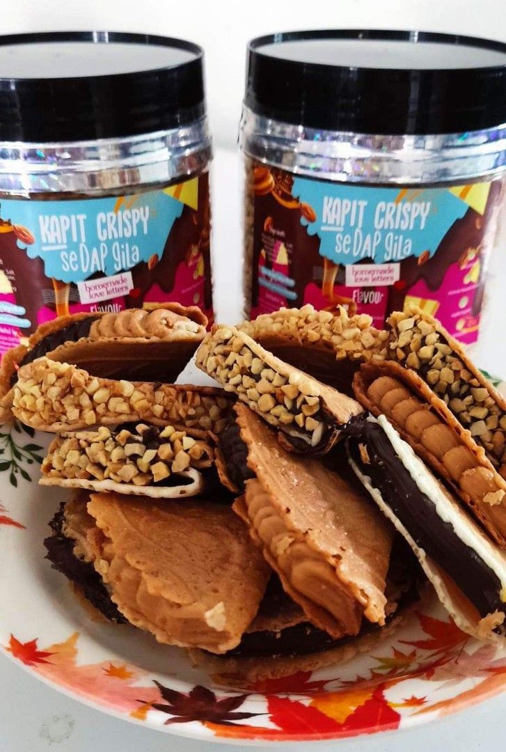Kapit Crispy Sedap Gila, Food & Drinks, Homemade Bakes on Carousell