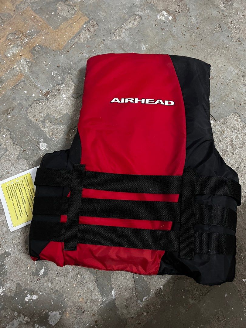 Life jacket, Sports Equipment, Fishing on Carousell