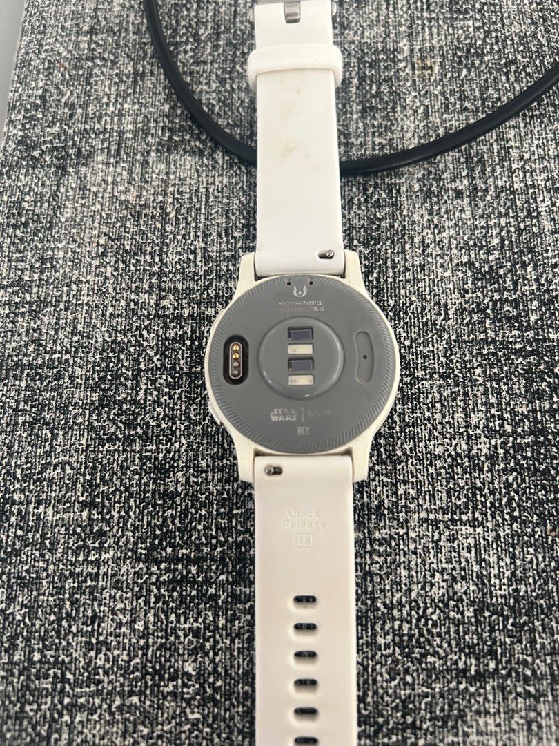 Limited edition Garmin Rey, Mobile Phones & Gadgets, Wearables & Smart ...