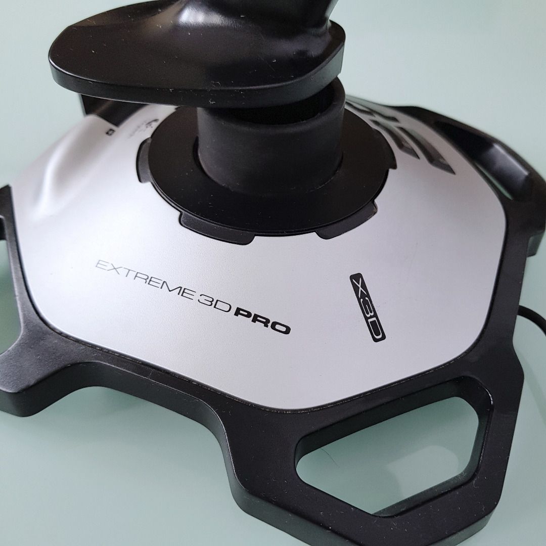 Logitech Extreme 3D Pro USB Joystick, Computers & Tech, Parts ...
