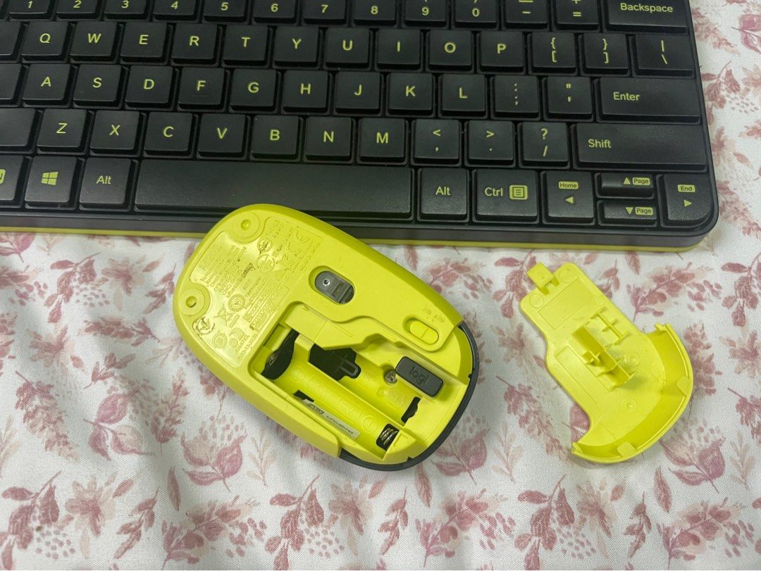 Logitech Usb Wireless Keyboard And Mouse Set On Carousell