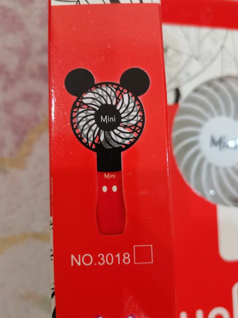Mickey Minnie fan, Hobbies & Toys, Travel, Travel Essentials ...