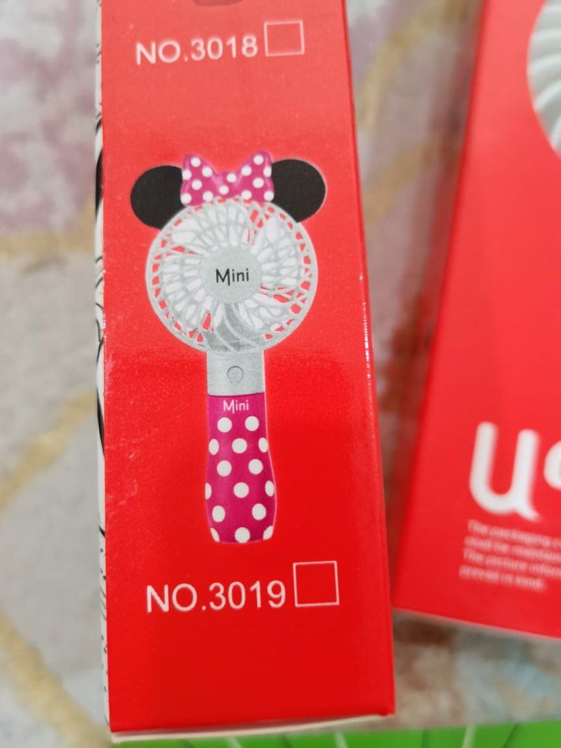 Mickey Minnie fan, Hobbies & Toys, Travel, Travel Essentials ...