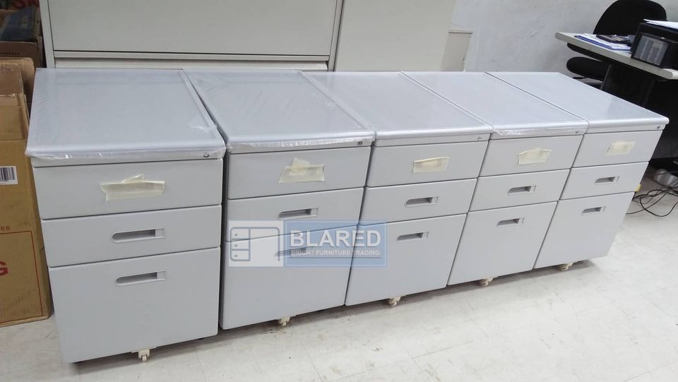 Mobile Ped Locker Reception Desk Cubicles | Office Furniture on Carousell