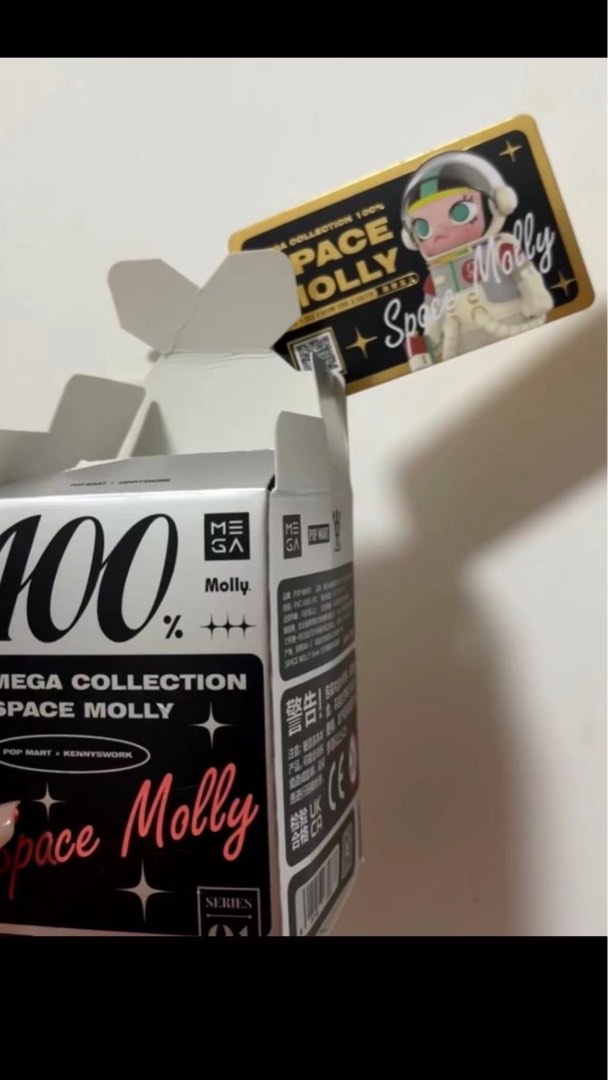 Molly Mega Space Secret - The Girl From The Earth, Hobbies & Toys, Toys ...