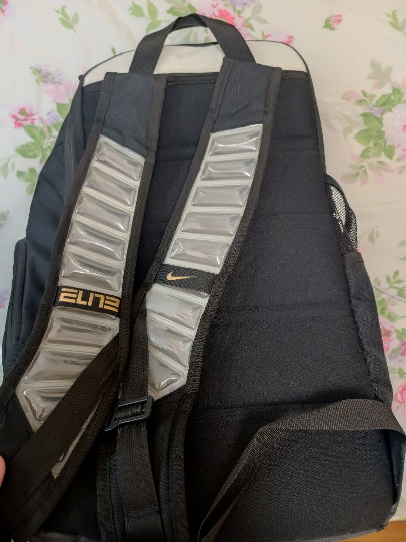 Nike Elite Basketball Bag, Men's Fashion, Bags, Backpacks on Carousell