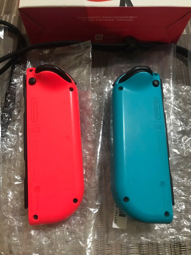 Nintendo switch joycons on Carousell