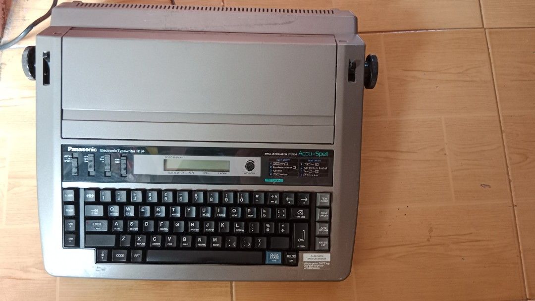 Panasonic Electronic Typewriter Model Kx-r194, Computers & Tech ...