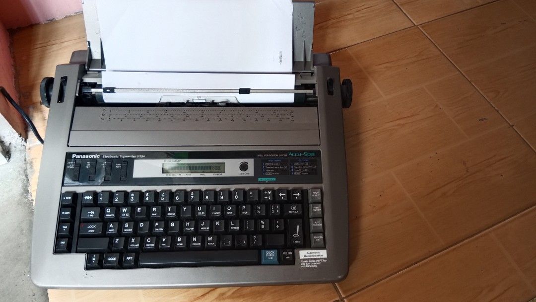 Panasonic Electronic Typewriter Model Kx-r194, Computers & Tech ...