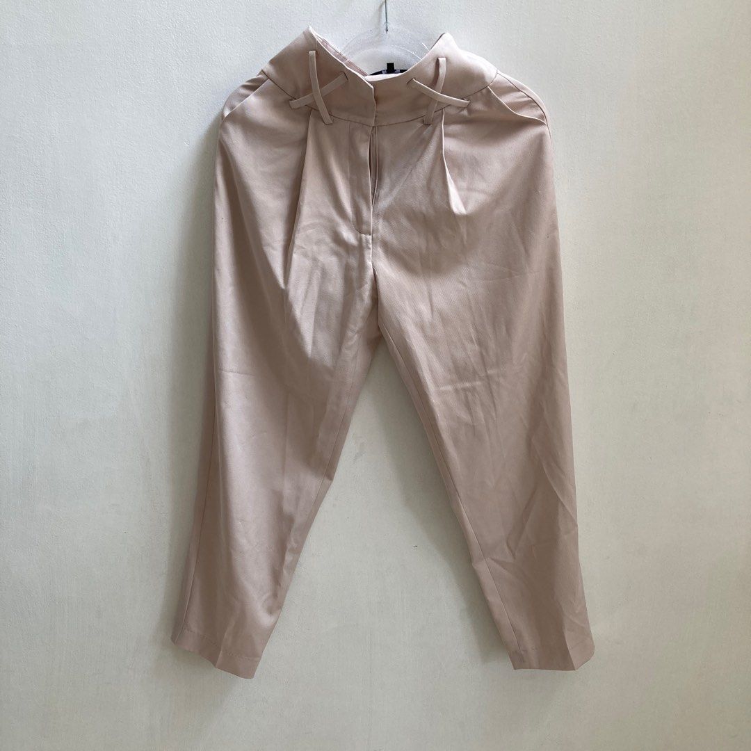 Pomelo cullote, Fesyen Wanita, Pakaian Wanita, Bawahan di Carousell