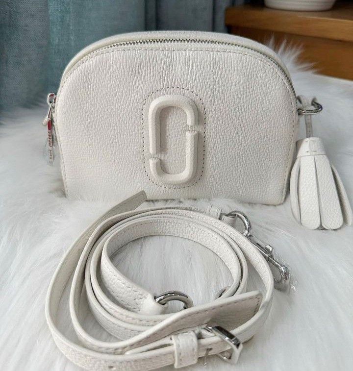 PREORDER MARC JACOBS THE SHUTTER BAG 1106, Women's Fashion, Bags ...