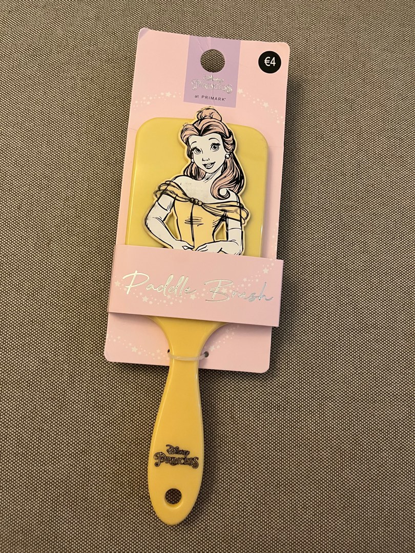 Primark paddle brush, Women's Fashion, Watches & Accessories, Other ...