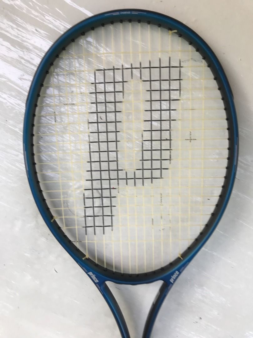 Prince Tournament tennis racket. 100% composite for Power and Precision ...