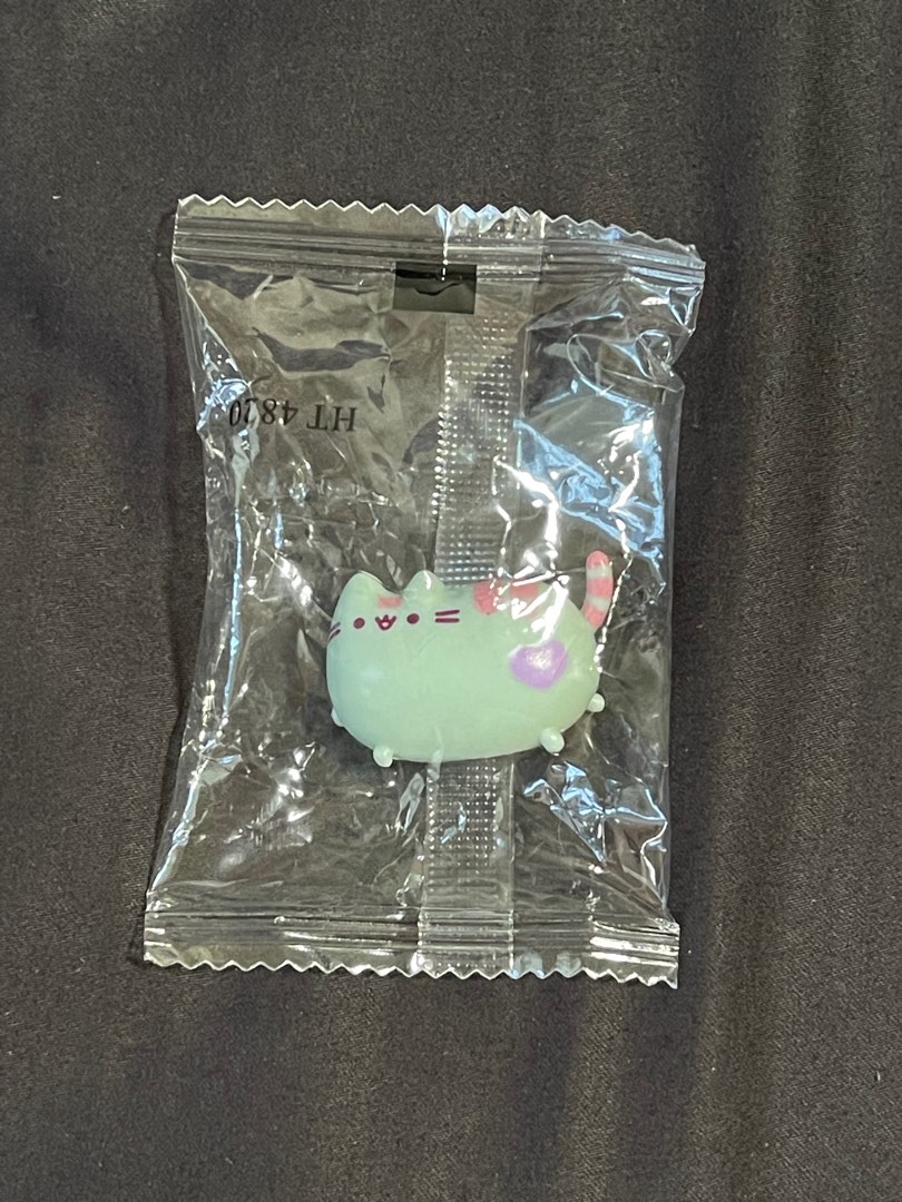 Pusheen x Chupa Chups Miniature Figurine, Hobbies & Toys, Toys & Games ...