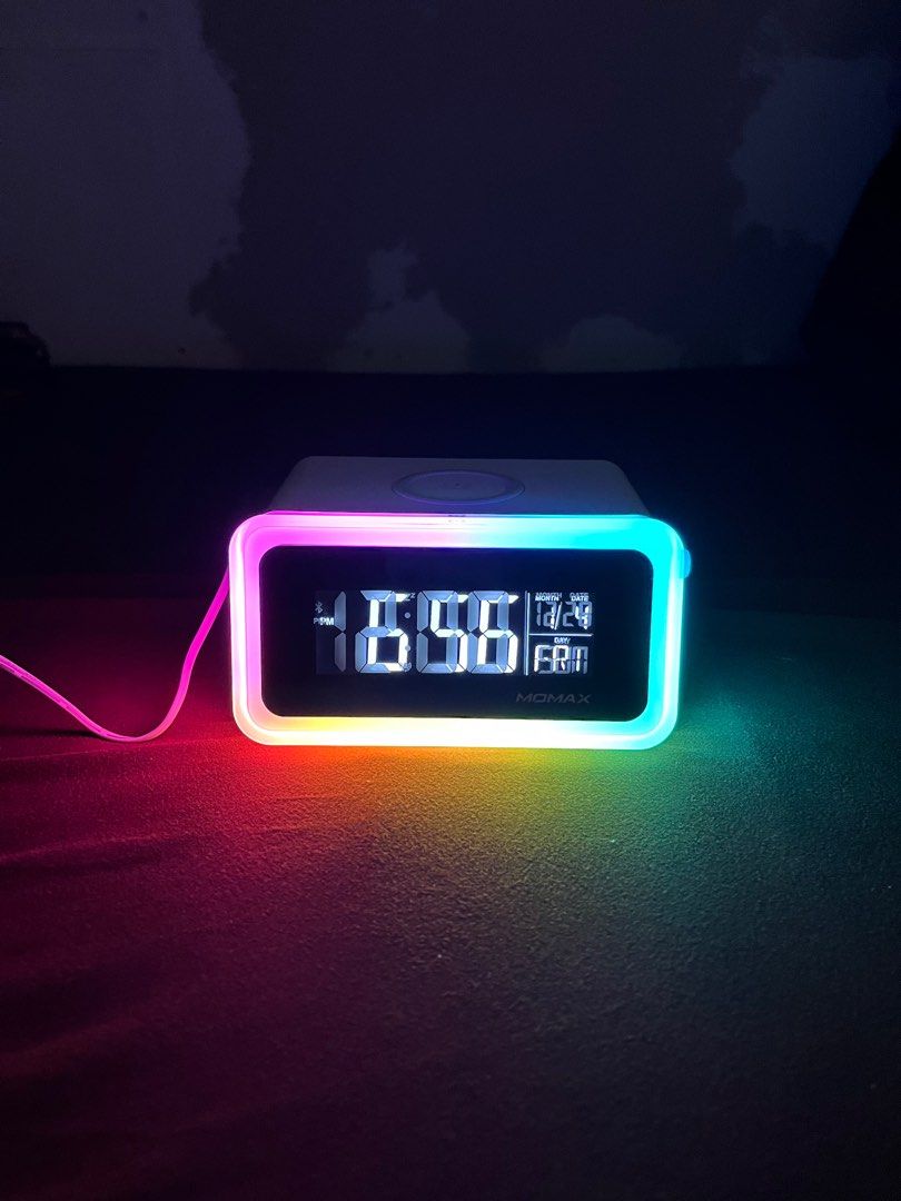 Q.CLOCK2 Digital Clock with Wireless Charger, Audio, Other Audio ...
