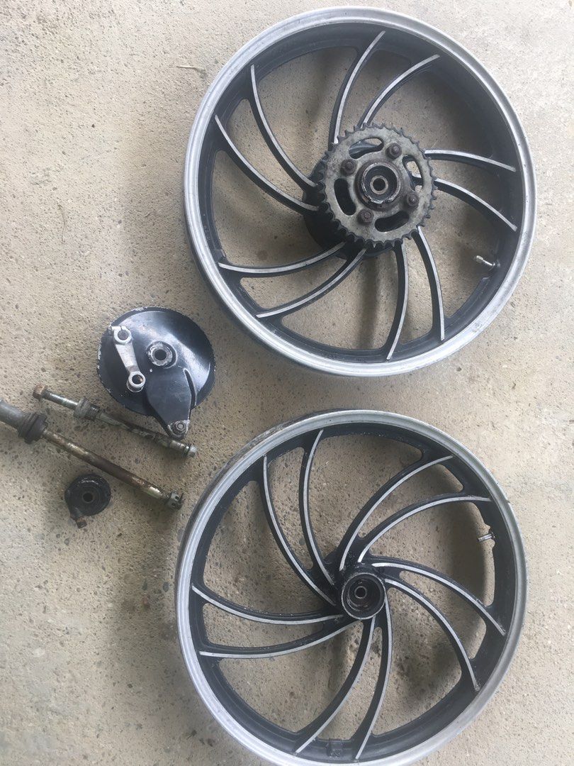 Rim yamaha RD125 original moto rim rxz pnp rxz rim sukan, Auto ...