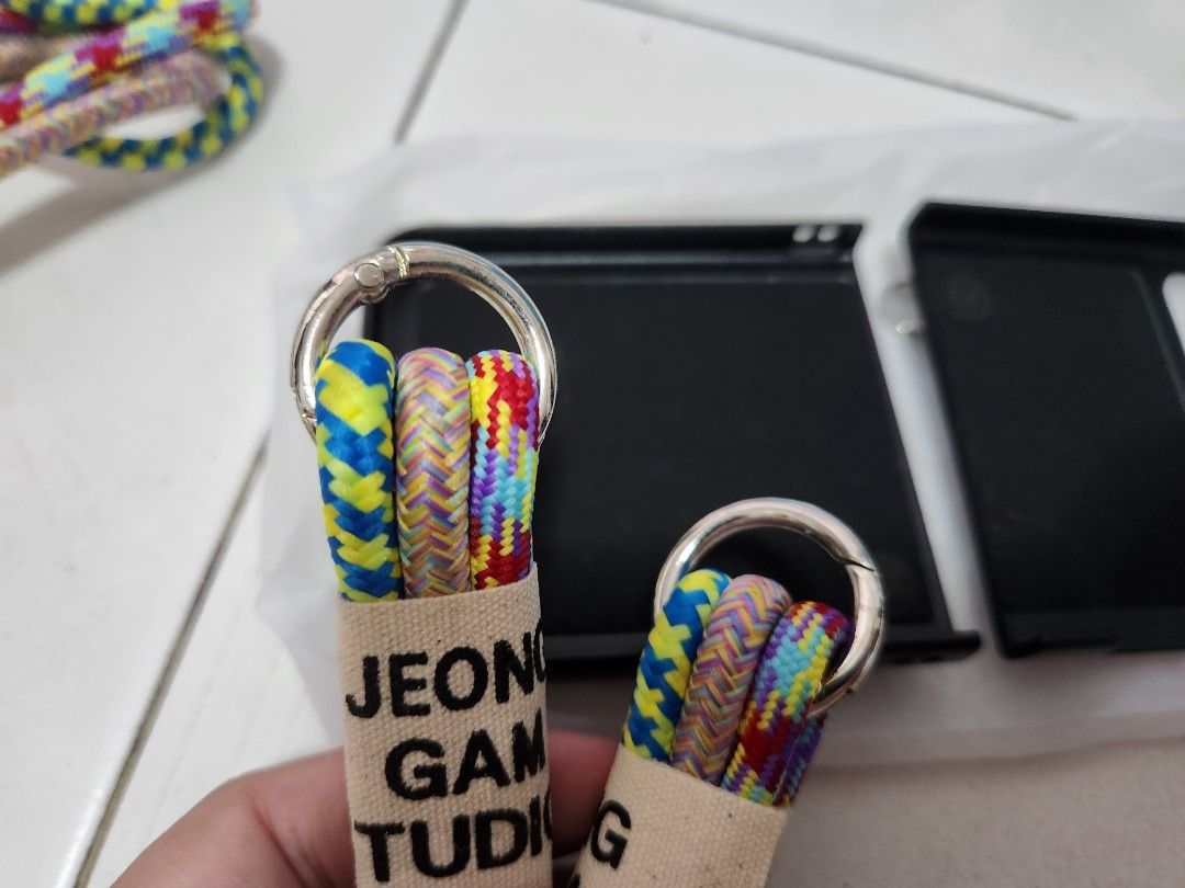 Samsung Flip casing and phone sling, Mobile Phones & Gadgets, Mobile ...