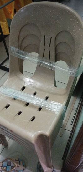 SANYO BEIGE MONOBLOCK CHAIRS - To Mandaluyong City on Carousell