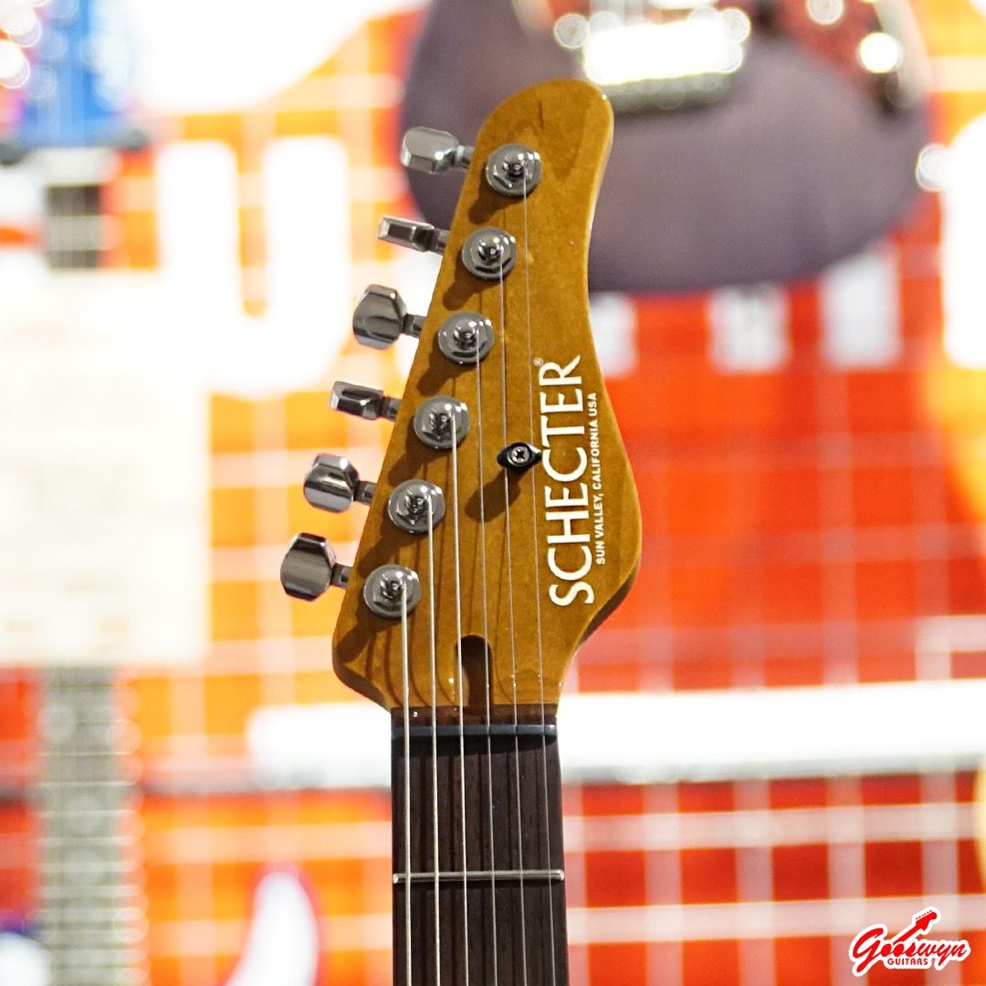 Schecter Usa Custom Shop Traditional HH Vintage White, Hobbies & Toys ...