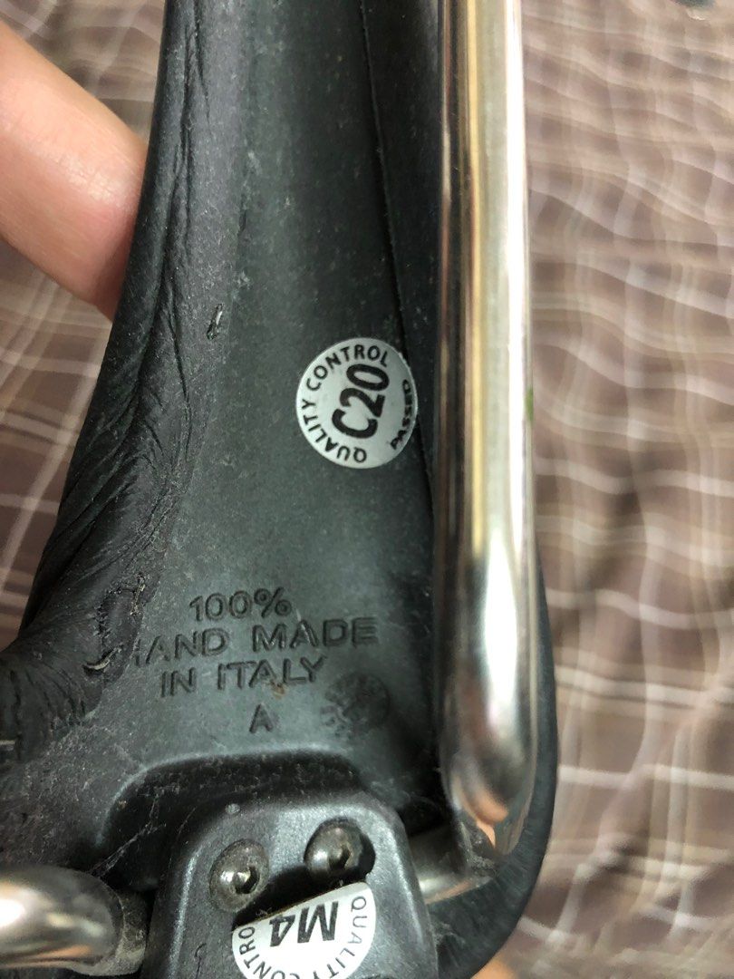 Selle SMP Evolution saddle italy, Sports Equipment, Bicycles & Parts ...
