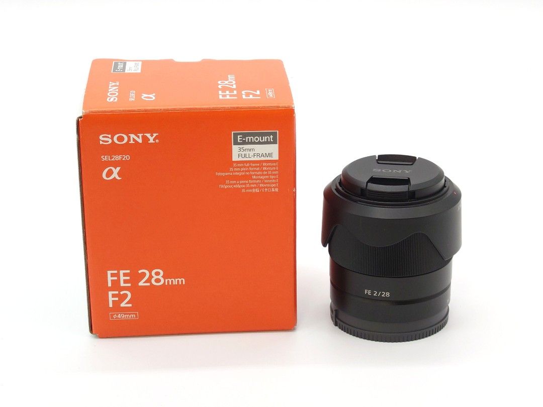 Sony 28mm f2 _入門_街拍_大光圈_旅遊之選, 攝影器材, 鏡頭及裝備 - Carousell