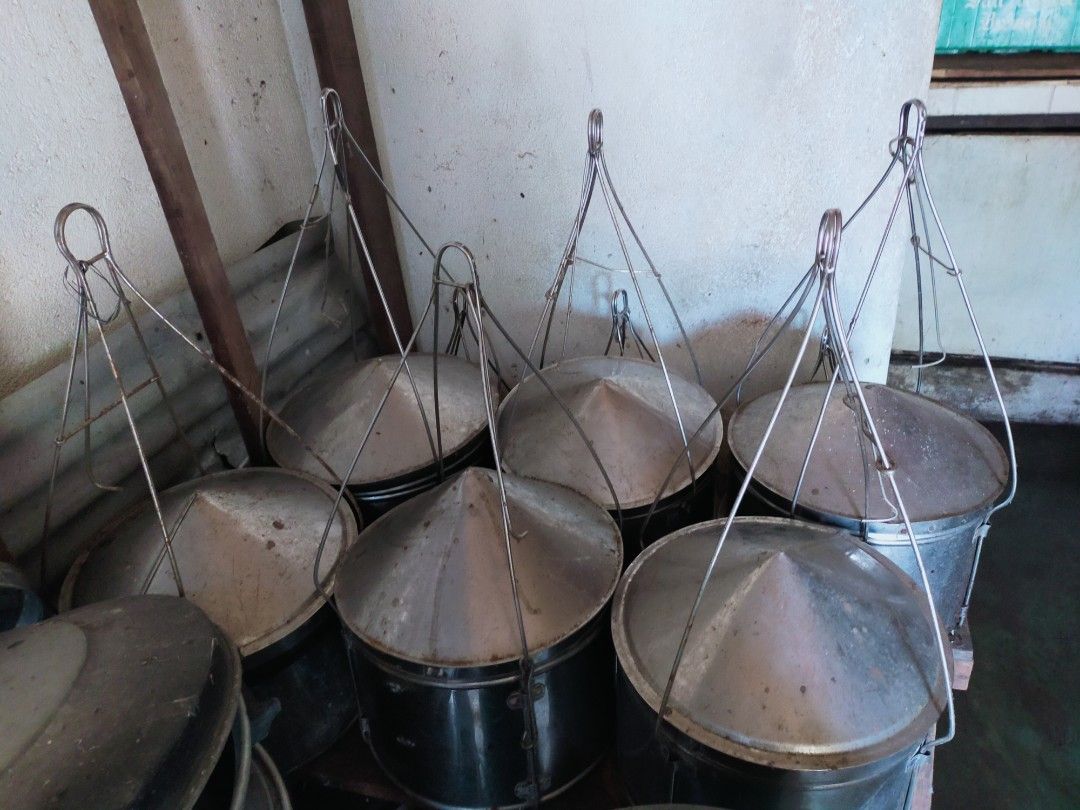 Stainless steel steamer at lagayan ng puto/kutsinta, Furniture & Home ...