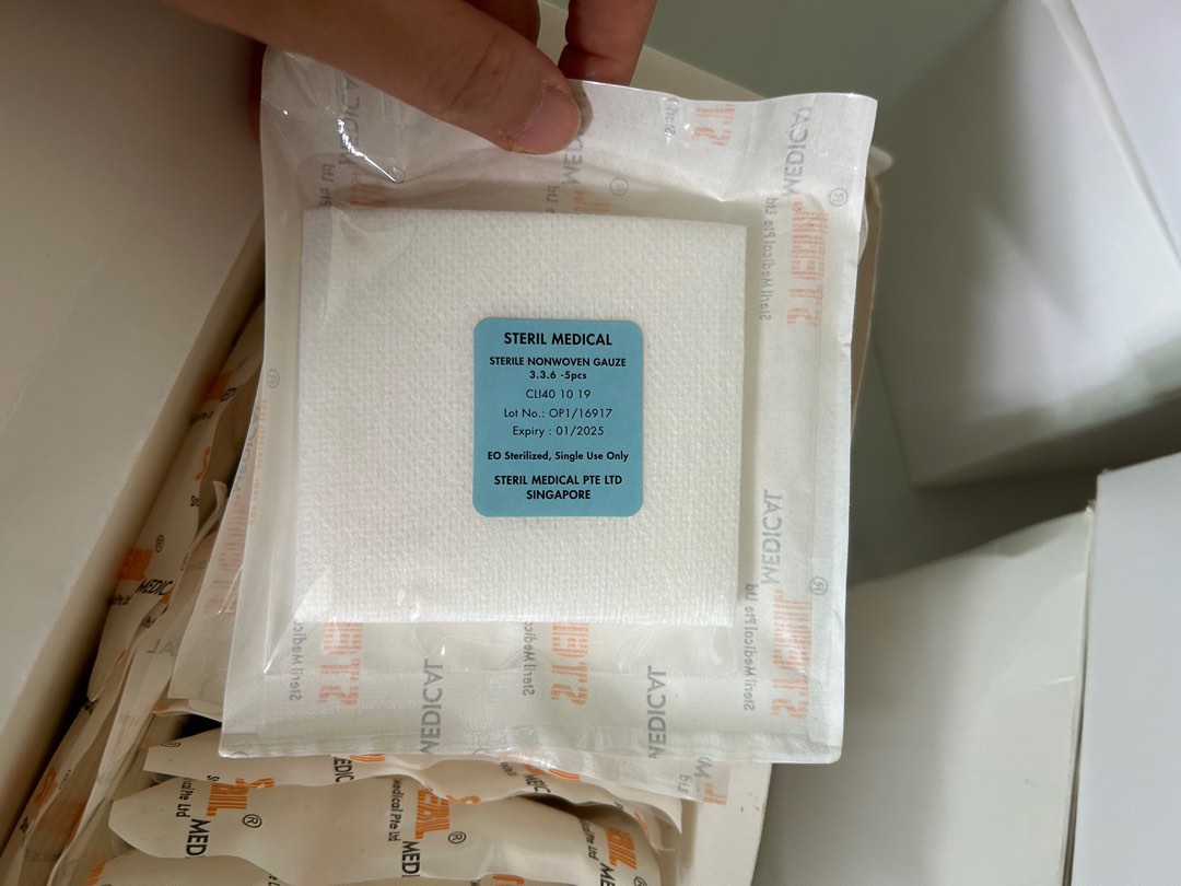 Sterile gauze 3.3.6 dialysis nonwoven, Health & Nutrition, Medical ...
