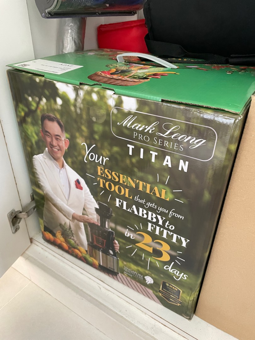 Titan Juicer Mark Leong Pro Series, TV & Home Appliances, Kitchen ...
