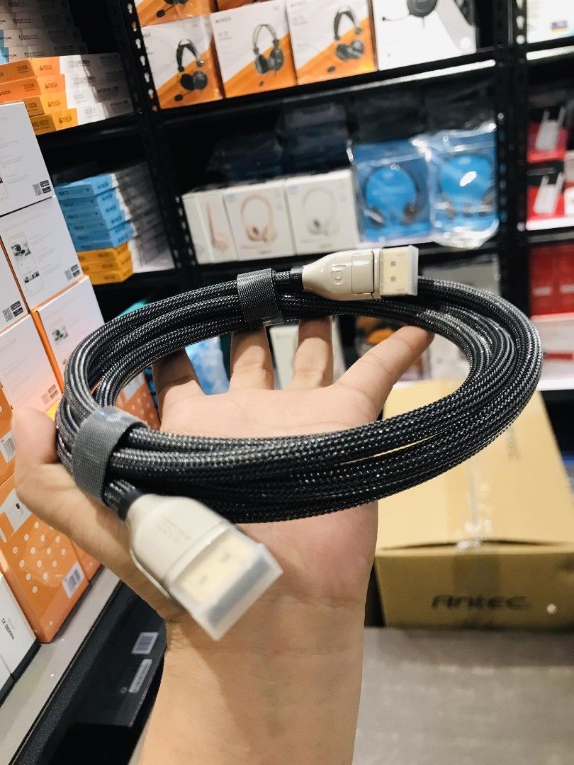 UGREEN 4K 8K Display Port Cable Zinc Alloy Shell Braided 2m DP112 60843 ...