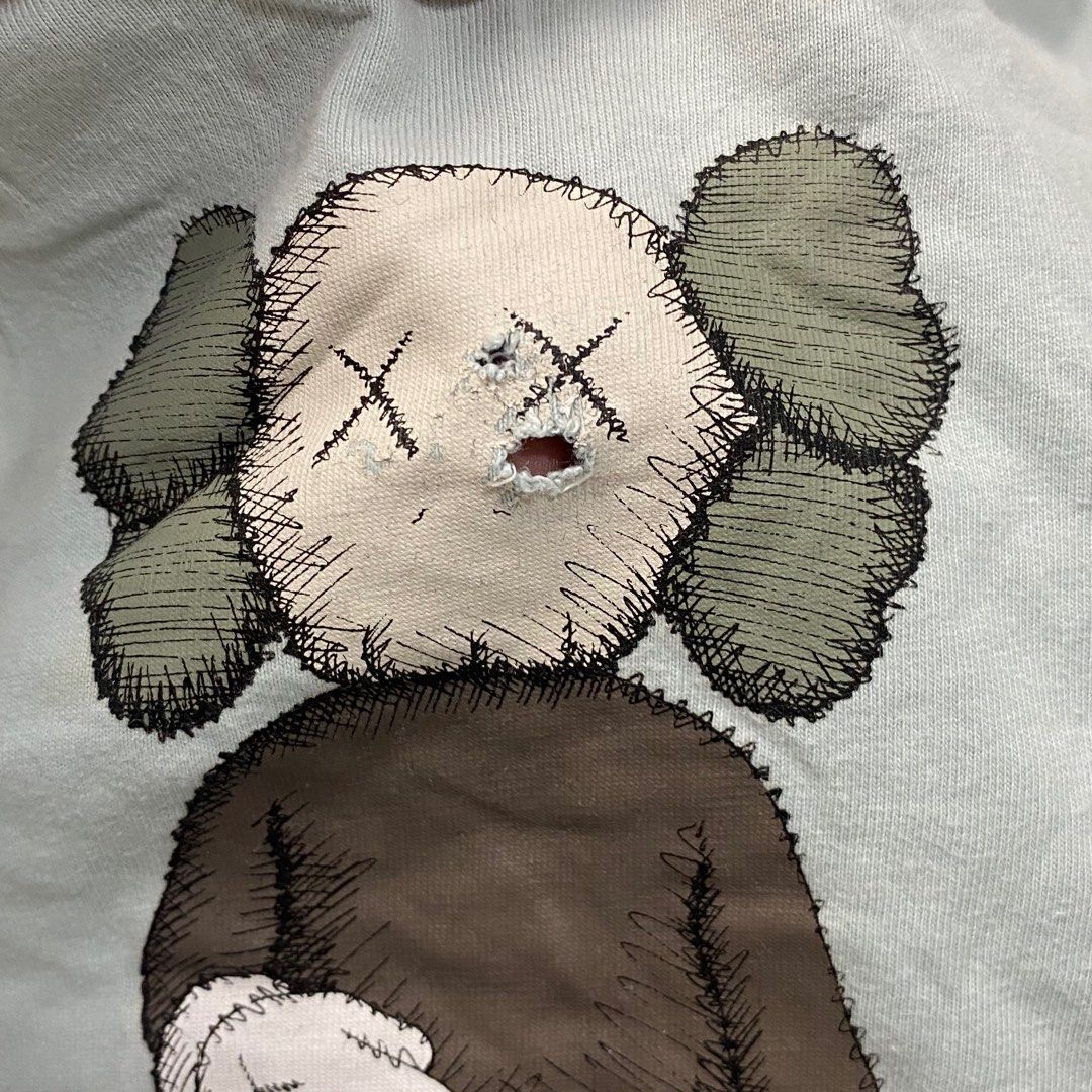 uniqlo x kaws y2k coquette dainty baby tee crop top tee shirt on Carousell
