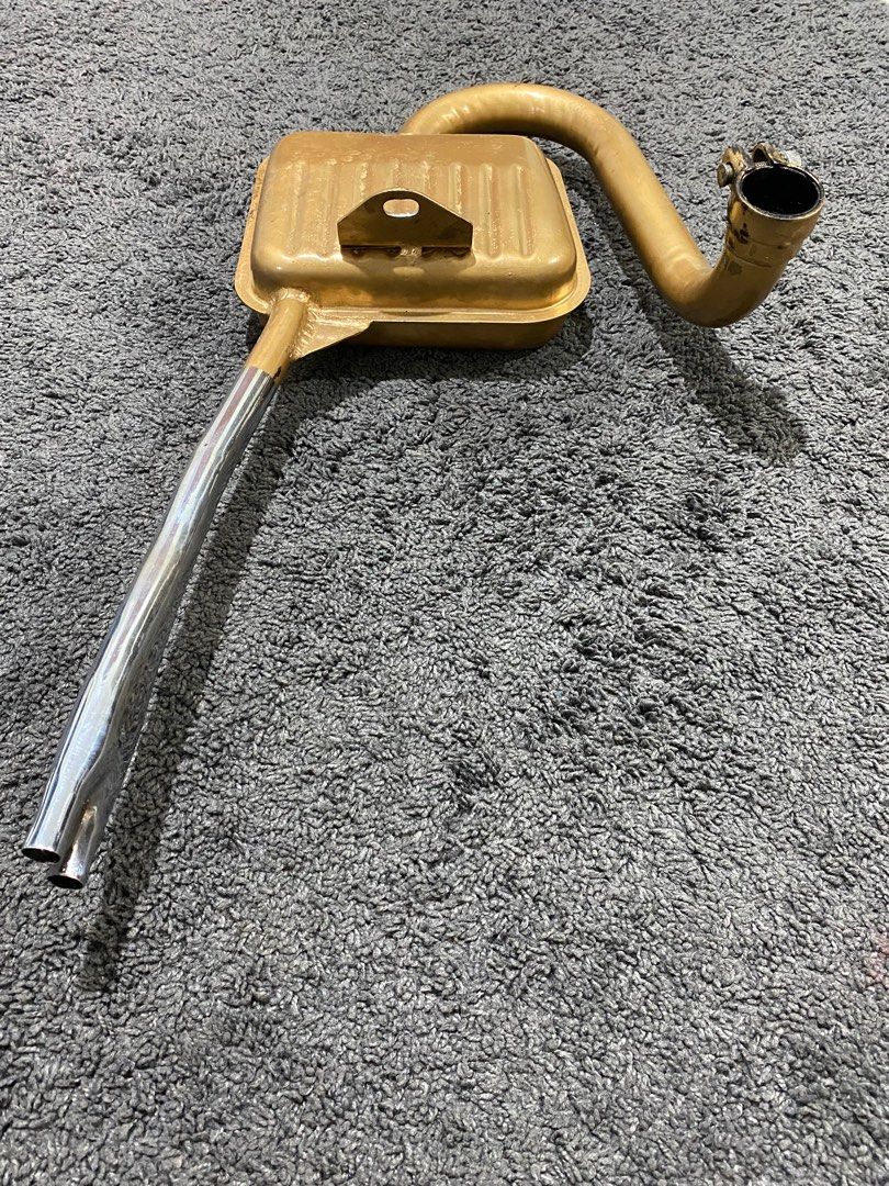 Vespa Ken Cobbing Fishtail Style, Motorcycles, Motorcycle Accessories ...