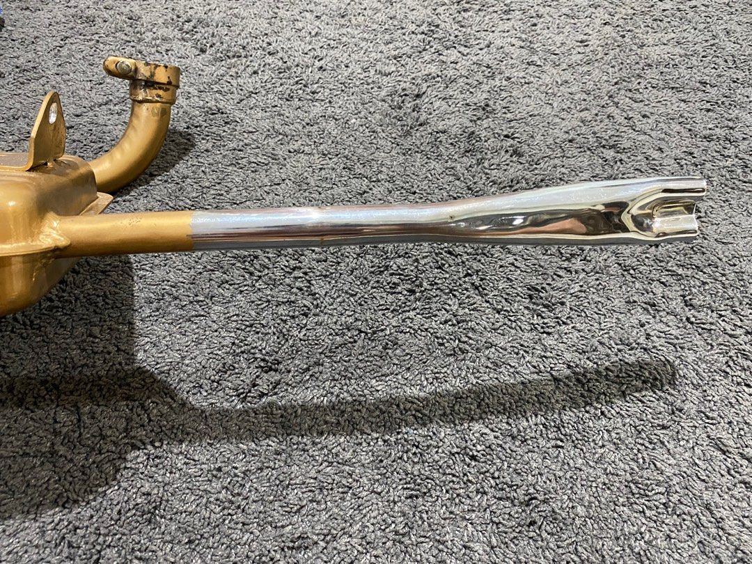 Vespa Ken Cobbing Fishtail Style, Motorcycles, Motorcycle Accessories ...