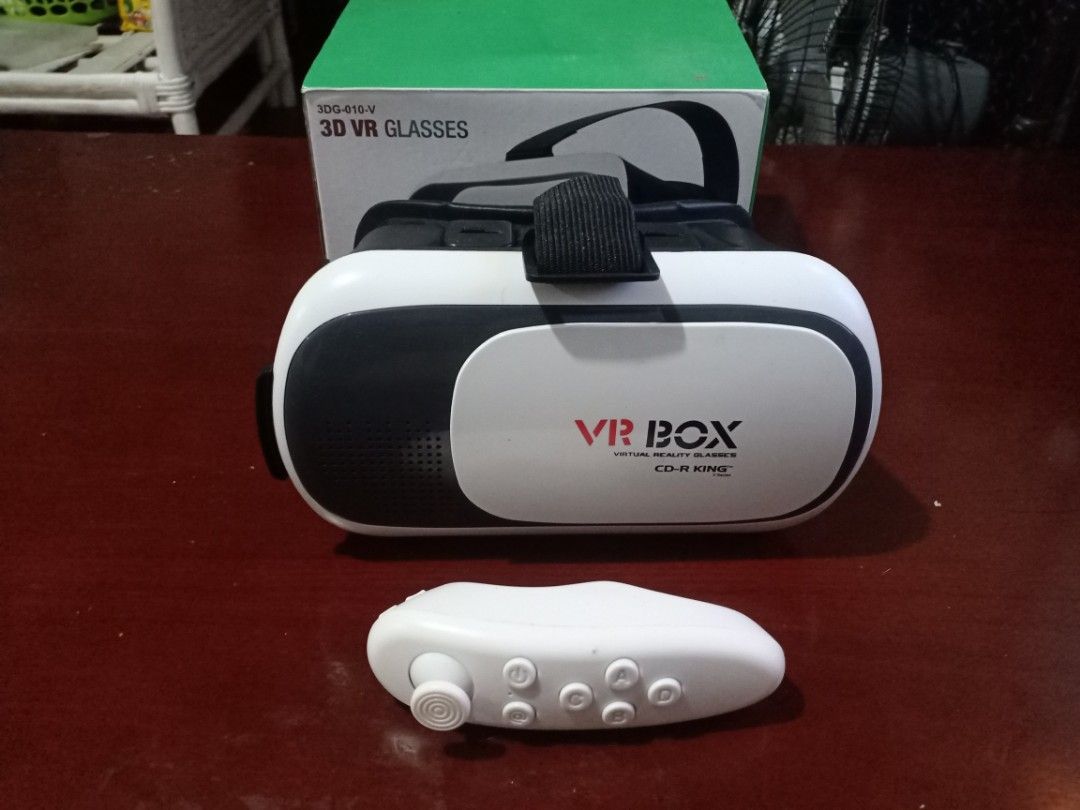 VR Box with Controller on Carousell