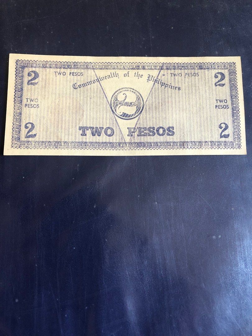 2pesos guerilla note on Carousell